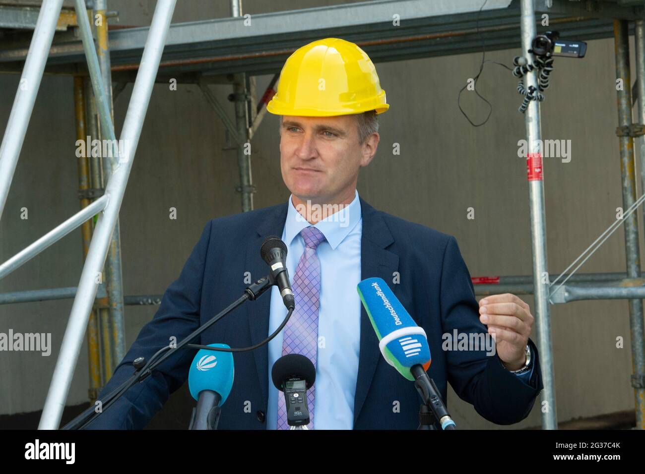 Frank topping hi-res stock photography and images - Alamy