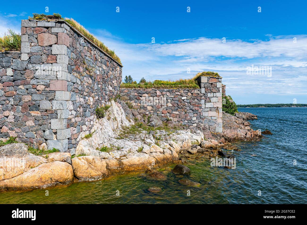 Fortified walls at the Unesco world heritage site Suomenlinna sea ...