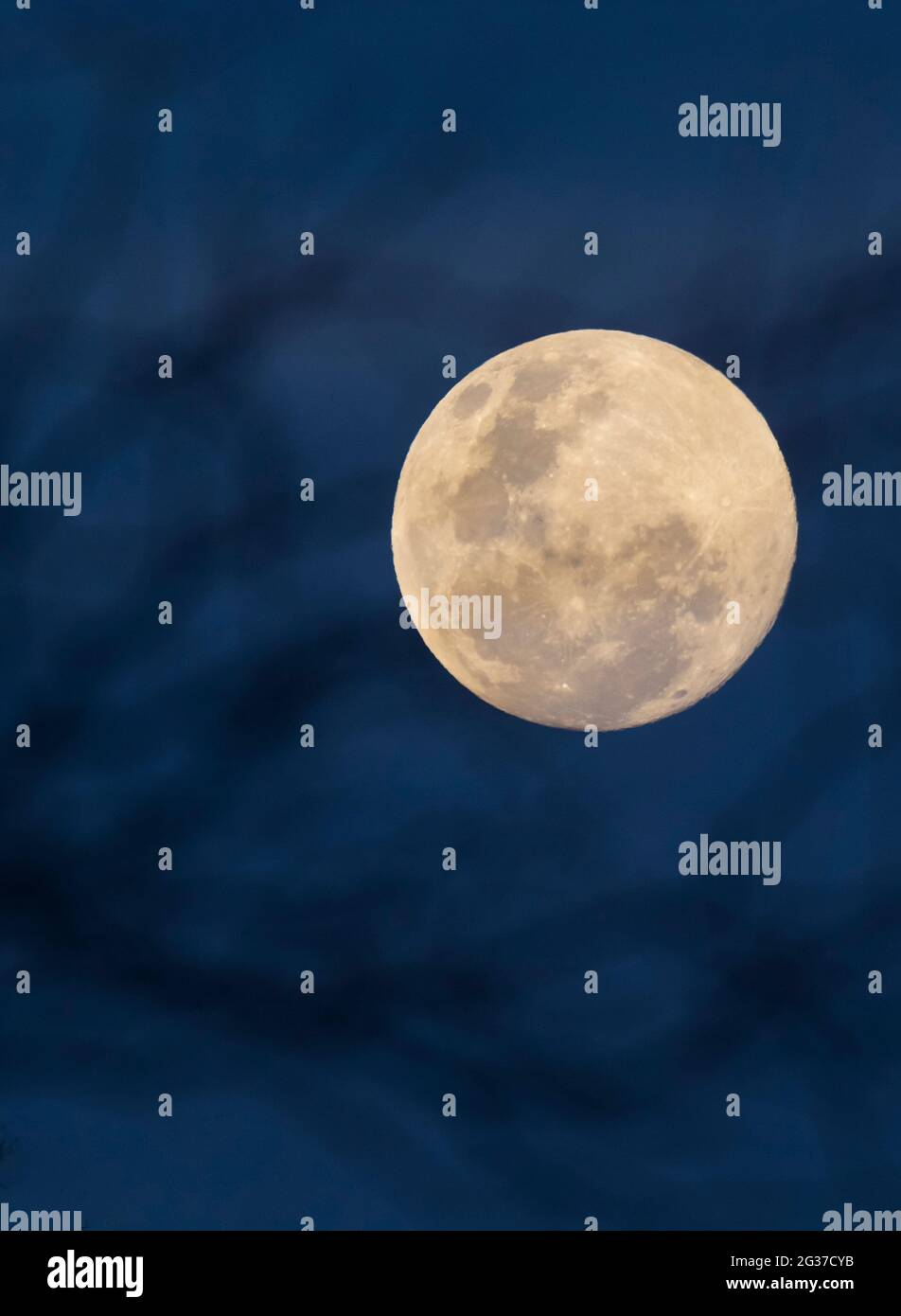 Sparkly moon hi-res stock photography and images - Alamy
