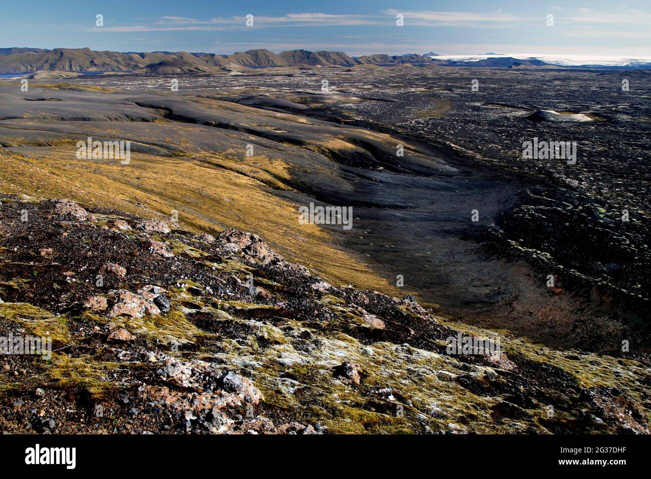 Mossy lava rocks hi-res stock photography and images - Alamy