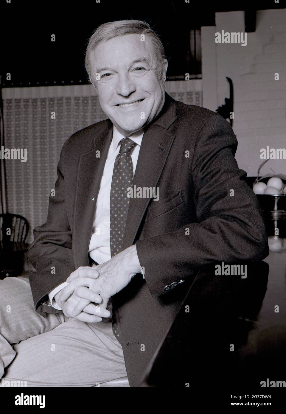 Gene Kelly American In Paris High Resolution Stock Photography and ...