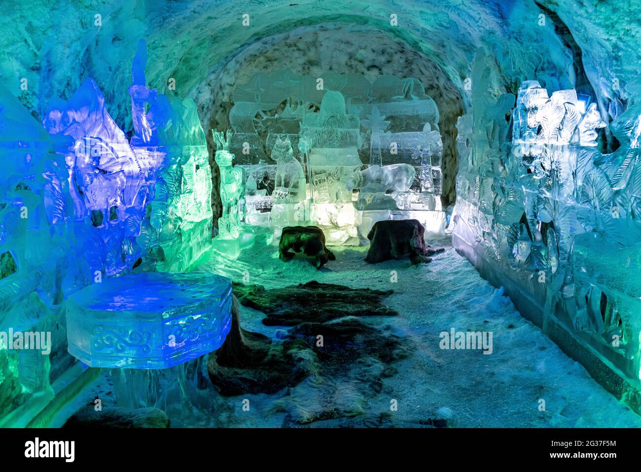 Kingdom of permafrost hi-res stock photography and images - Alamy