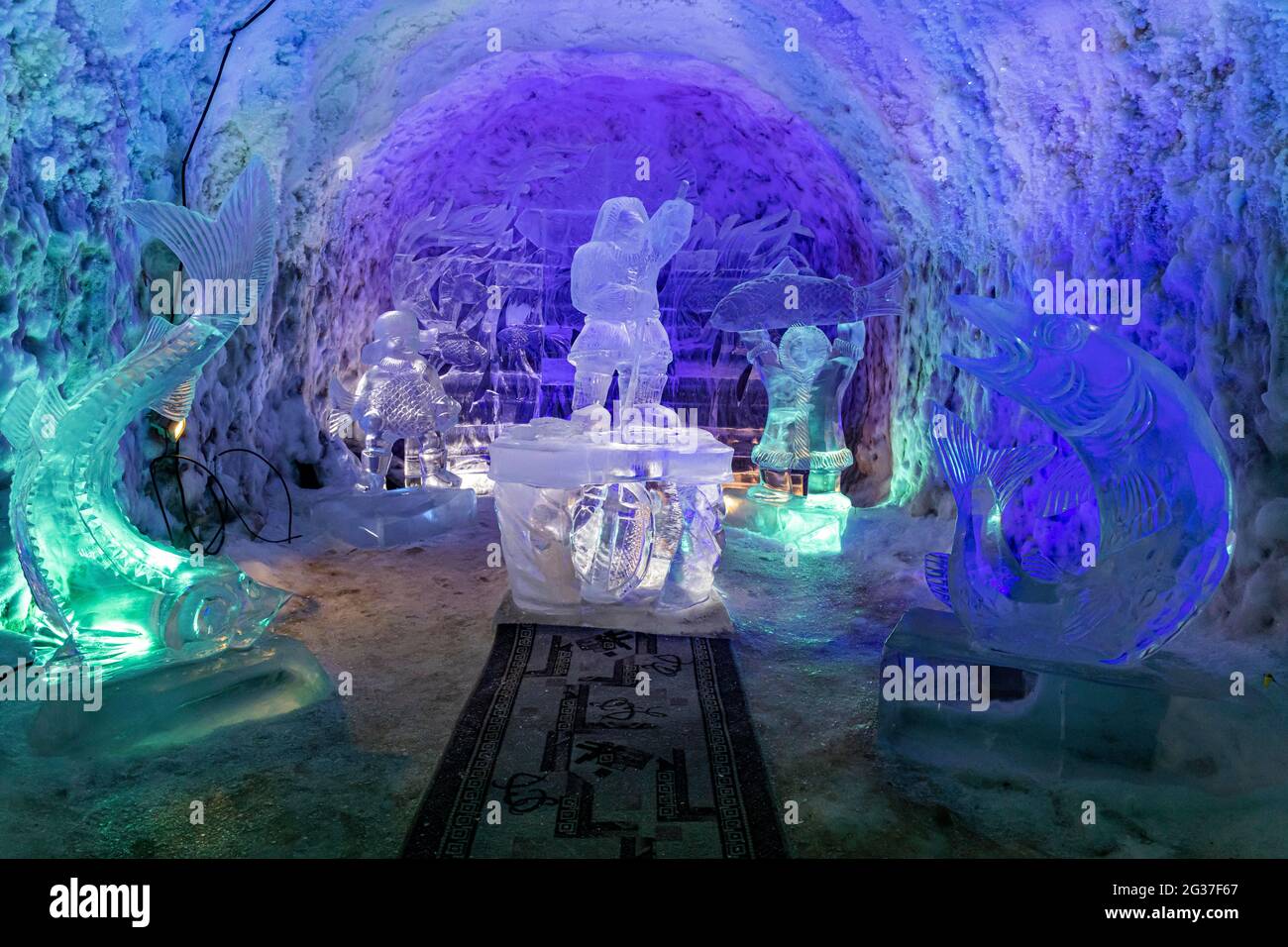Kingdom of permafrost hi-res stock photography and images - Alamy