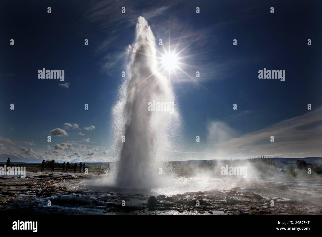 Geyser, hot water spring, sun, backlight, eruption, water fountain ...