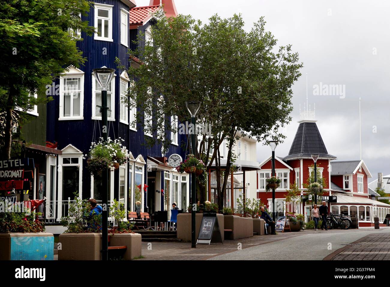 Pedestrian zone, main shopping street, Hafnastraeti, Akureyri, North ...