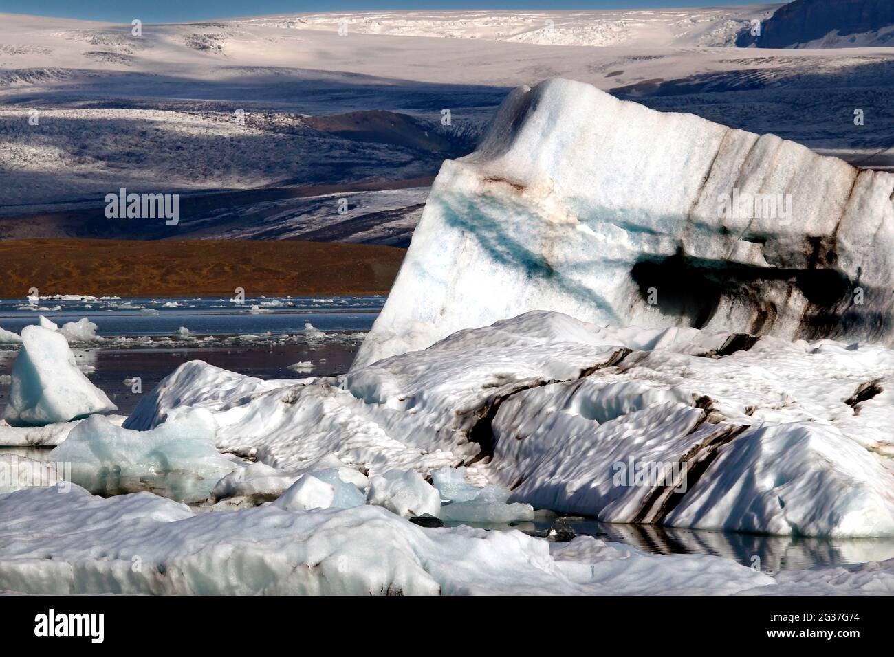 Icebergs, floating ice chunks, glacial ice, glacier, calving glacier ...