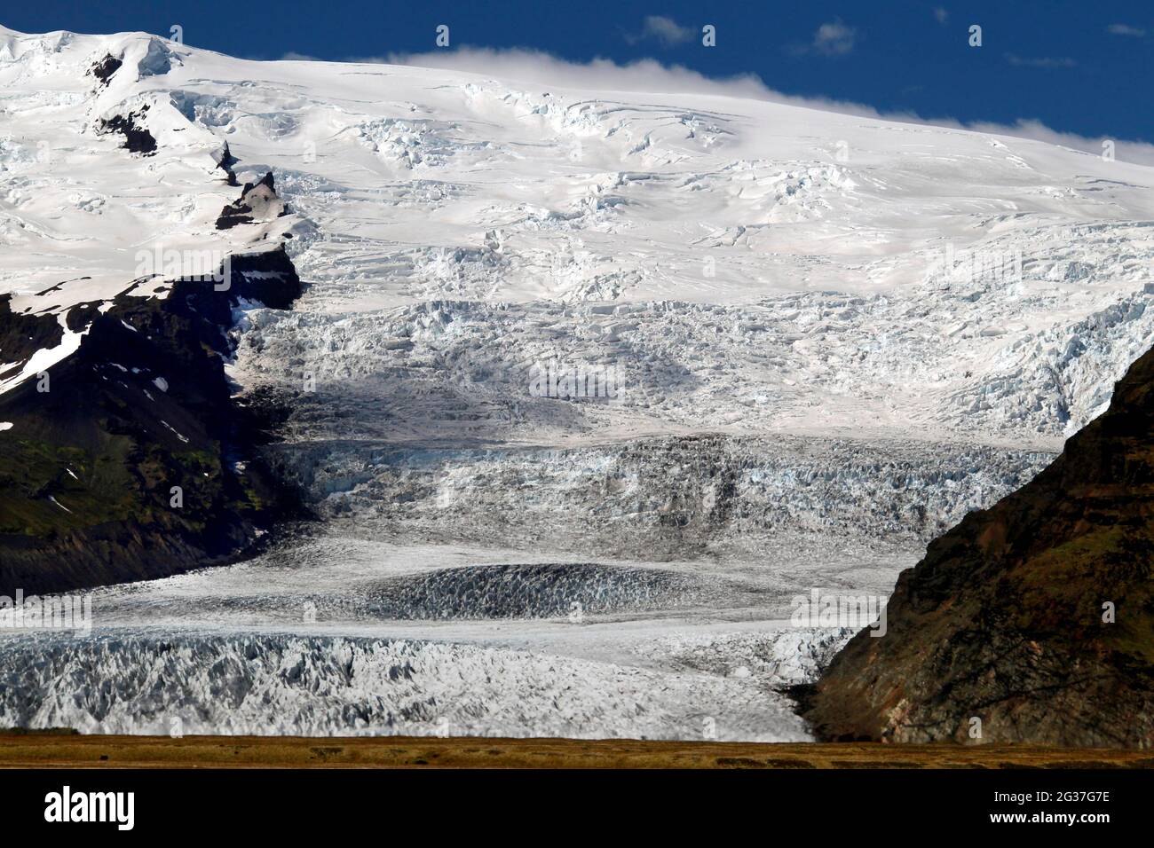 Glacier tongue, Glacier, Glacier ice, Vatnajoekull, South coast ...