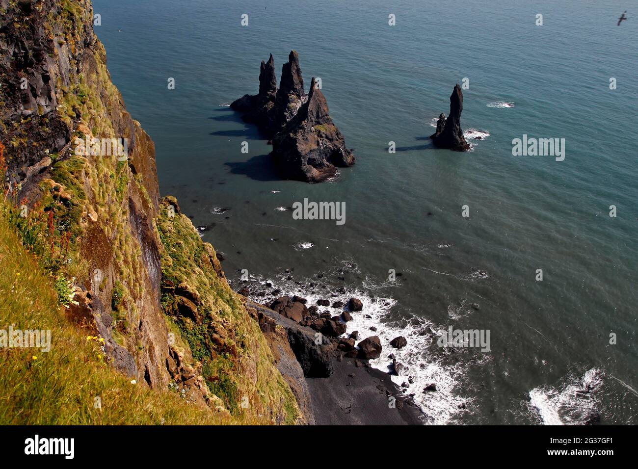 Cliff, Rocks Reynisdrangar, Reynisfjall, Vik, South coast, Iceland ...