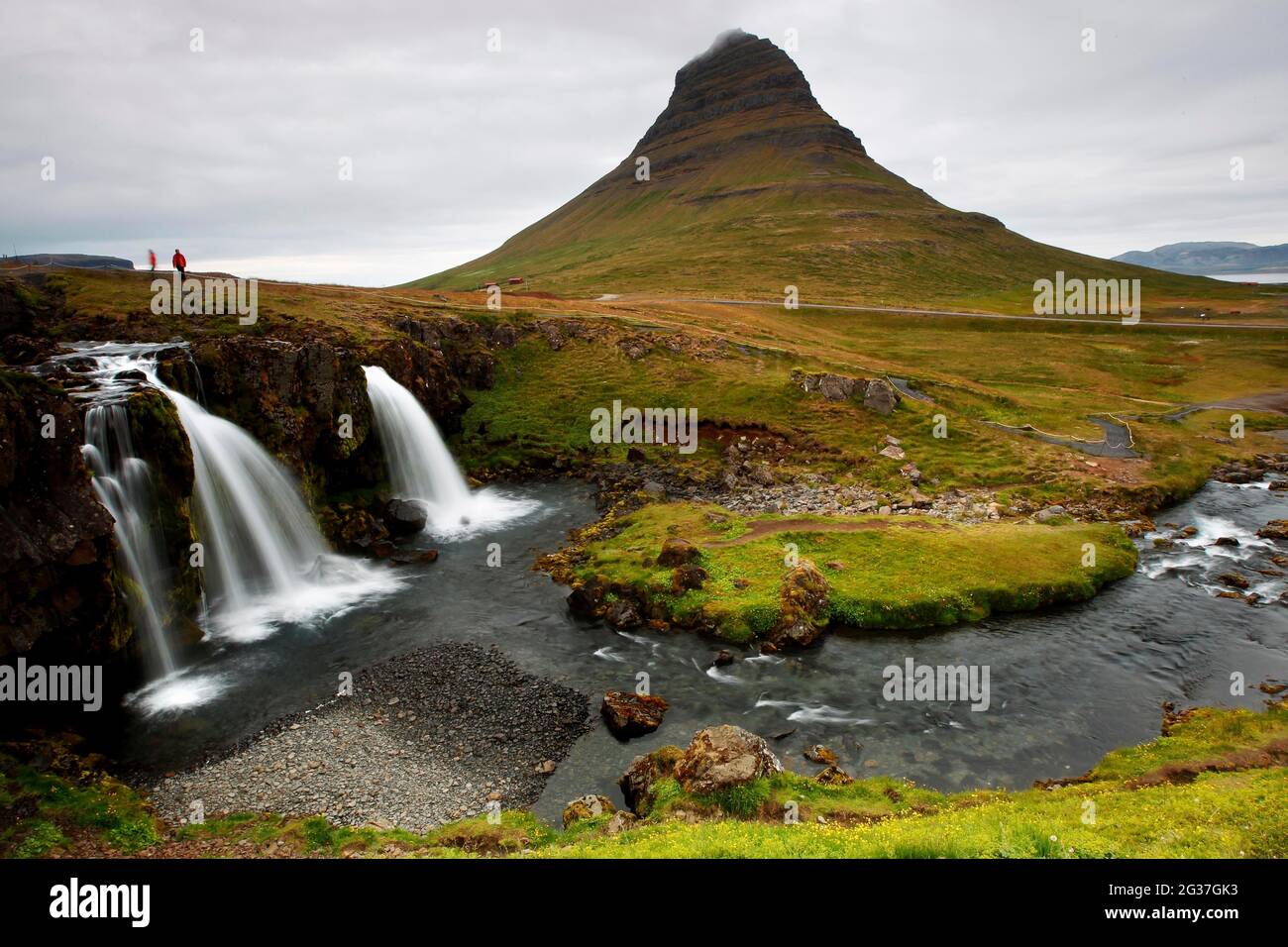 Waterfall in front of mountain, Mountain cone, Kirkjufellsfoss ...