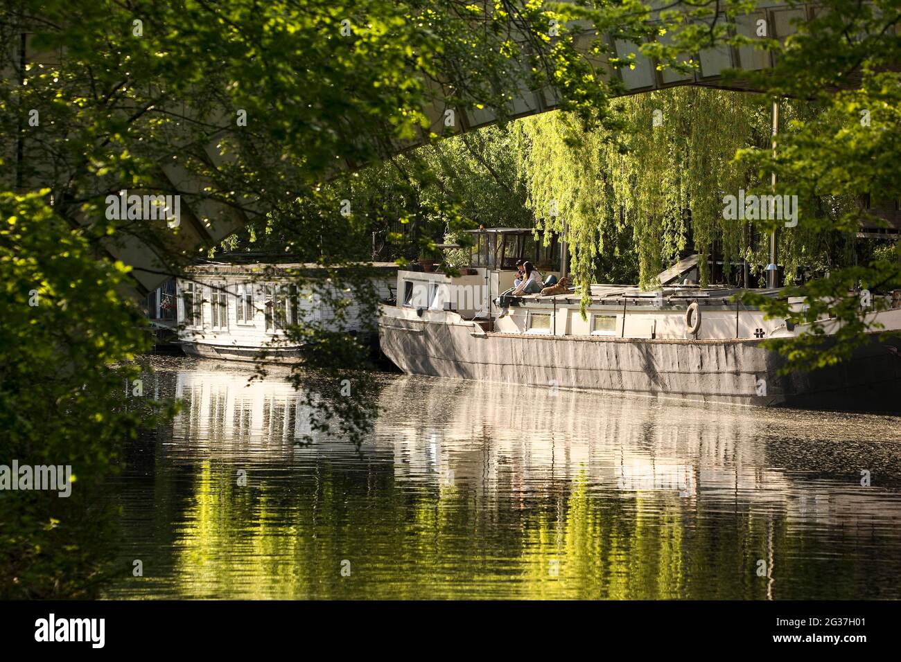 Landwehr canal bridge hi-res stock photography and images - Alamy