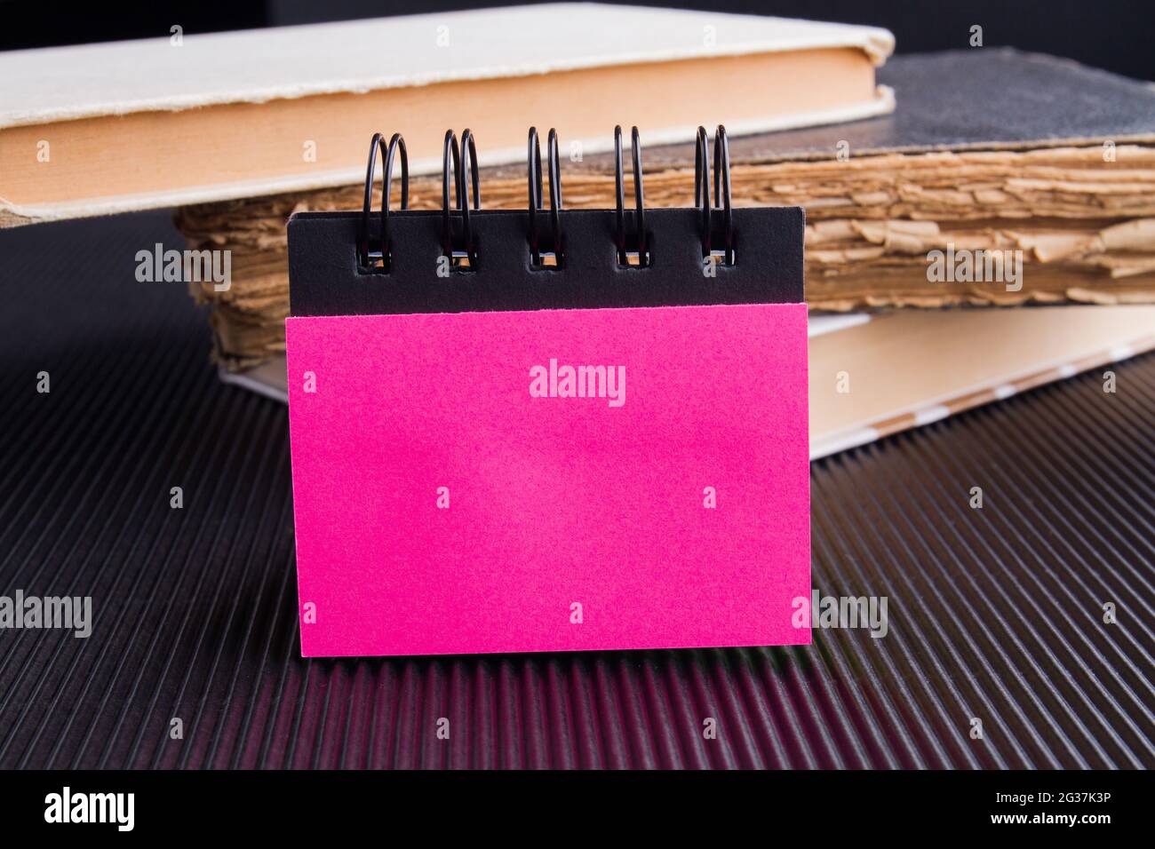 Paper note book hi-res stock photography and images - Alamy