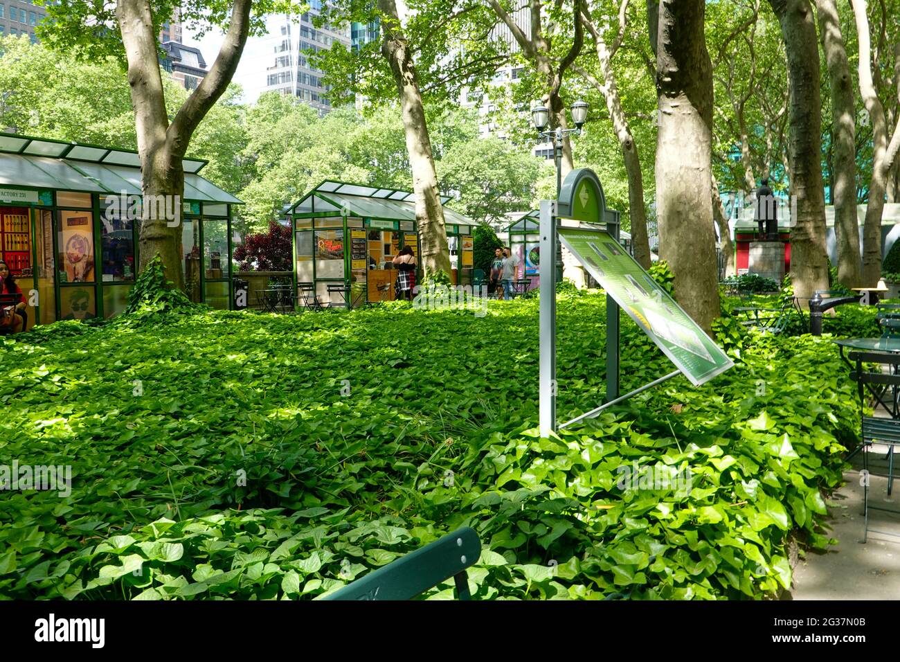 Kiosks kiosk hi-res stock photography and images - Alamy