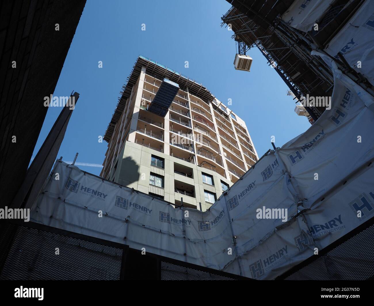 New Building in east London Stock Photo - Alamy