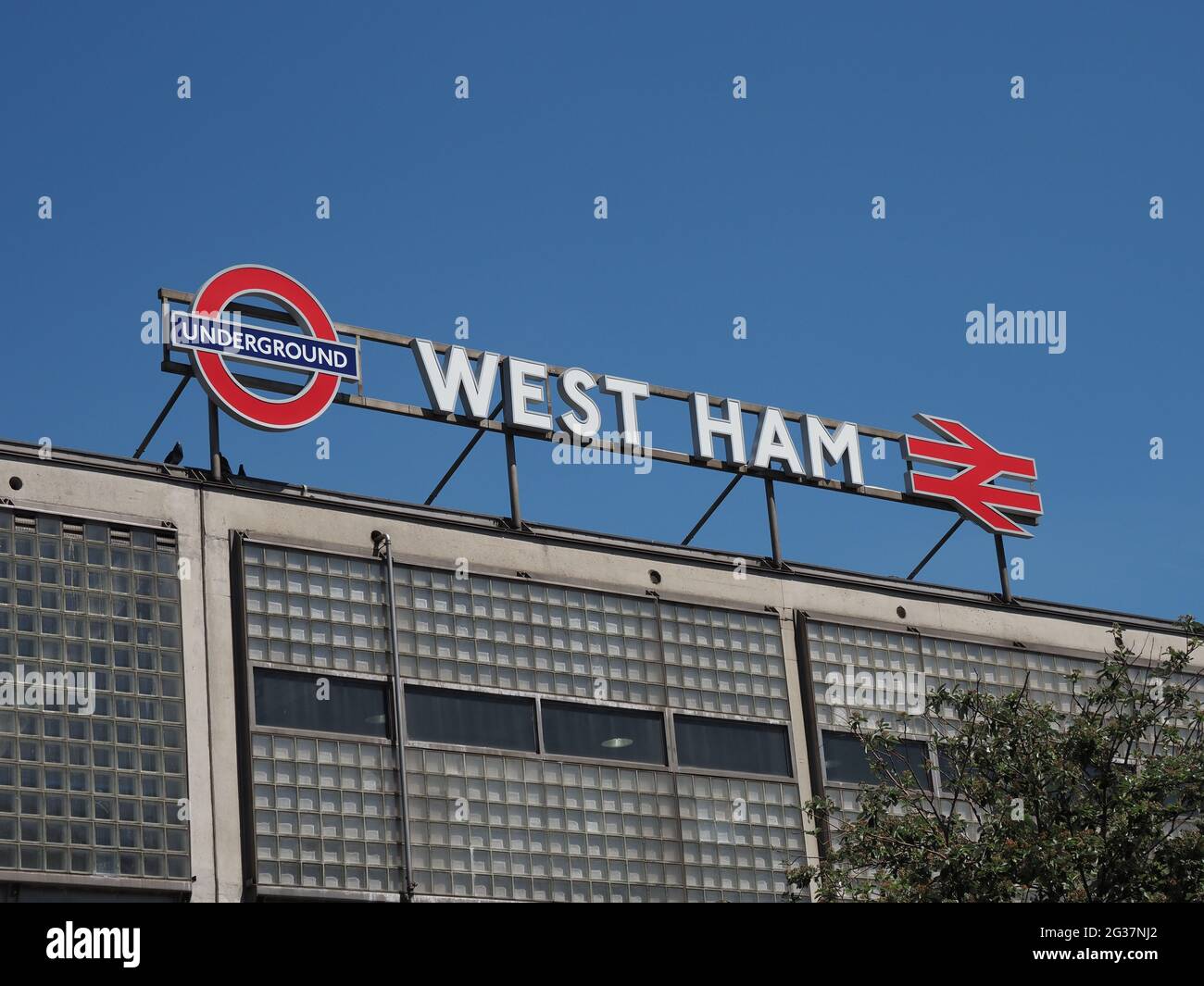 West ham station sign hi-res stock photography and images - Alamy