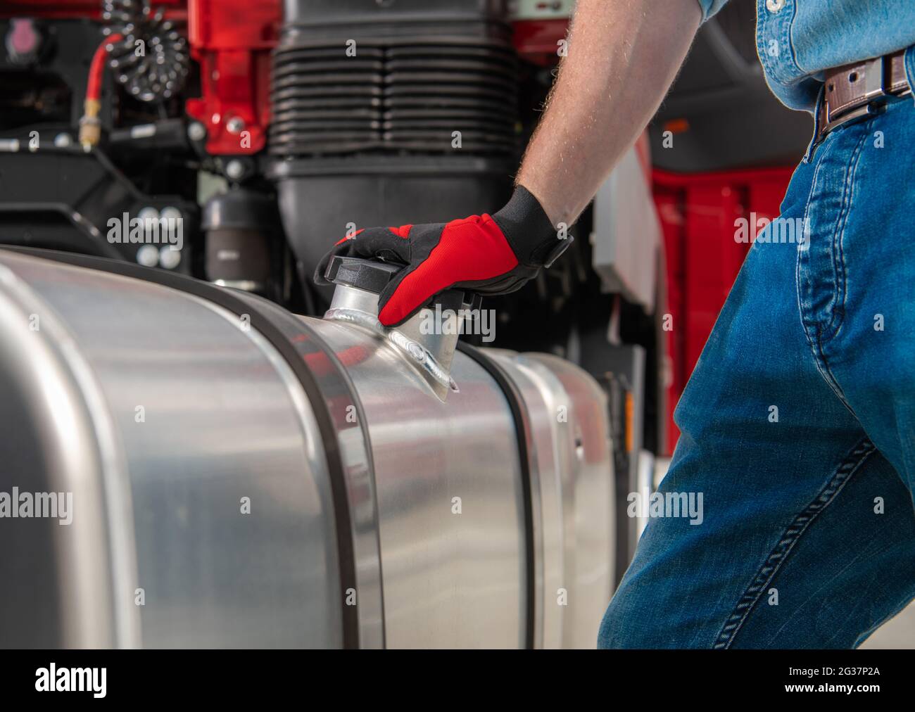Side mounted fuel tanks hi-res stock photography and images - Alamy