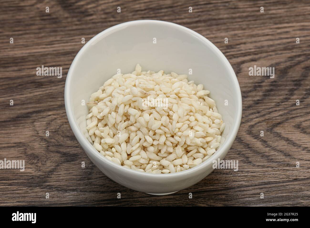 Raw Italian arborio rice for Risotto Stock Photo - Alamy