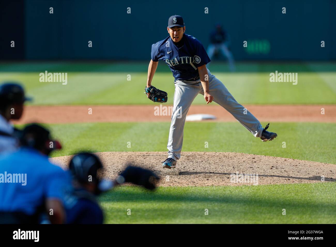 Seattle Mariners pitcher Yusei Kikuchi (18) pitches the ball during an ...