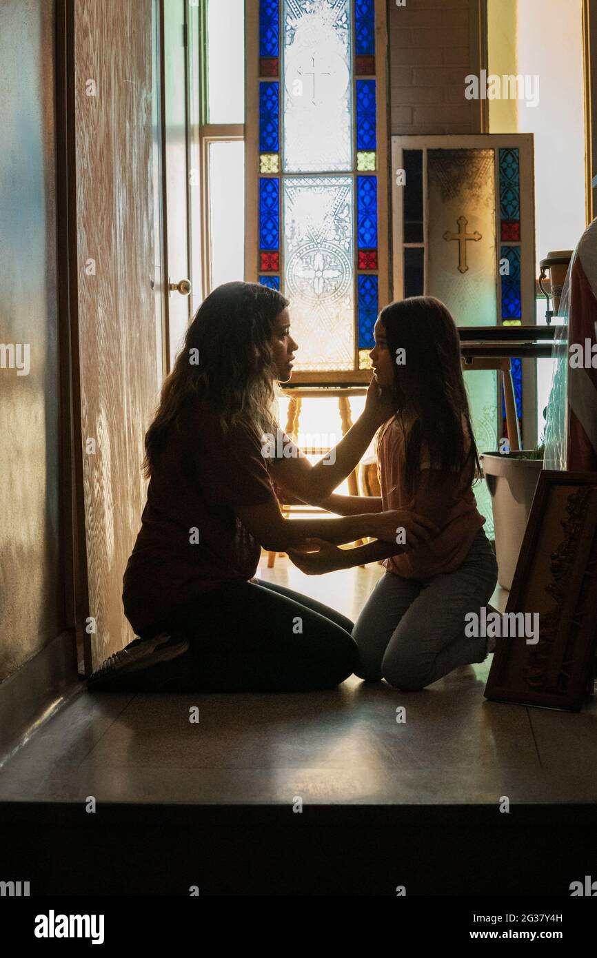 Gina Rodriguez, Ariana Greenblatt, "Awake" (2021) Credit: Peter H. Stranks / Netflix / The ...