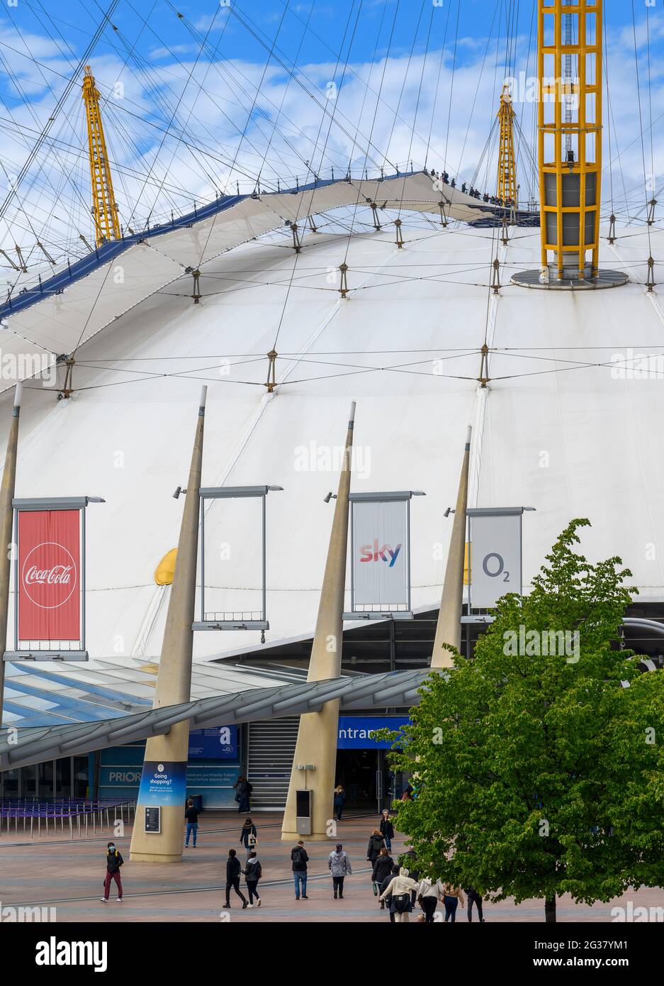 London O2 built as an exhibition space for the Millennium in London's ...