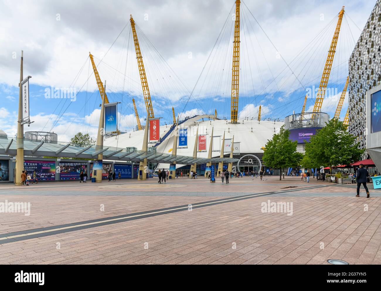 London O2 built as an exhibition space for the Millennium in London's ...