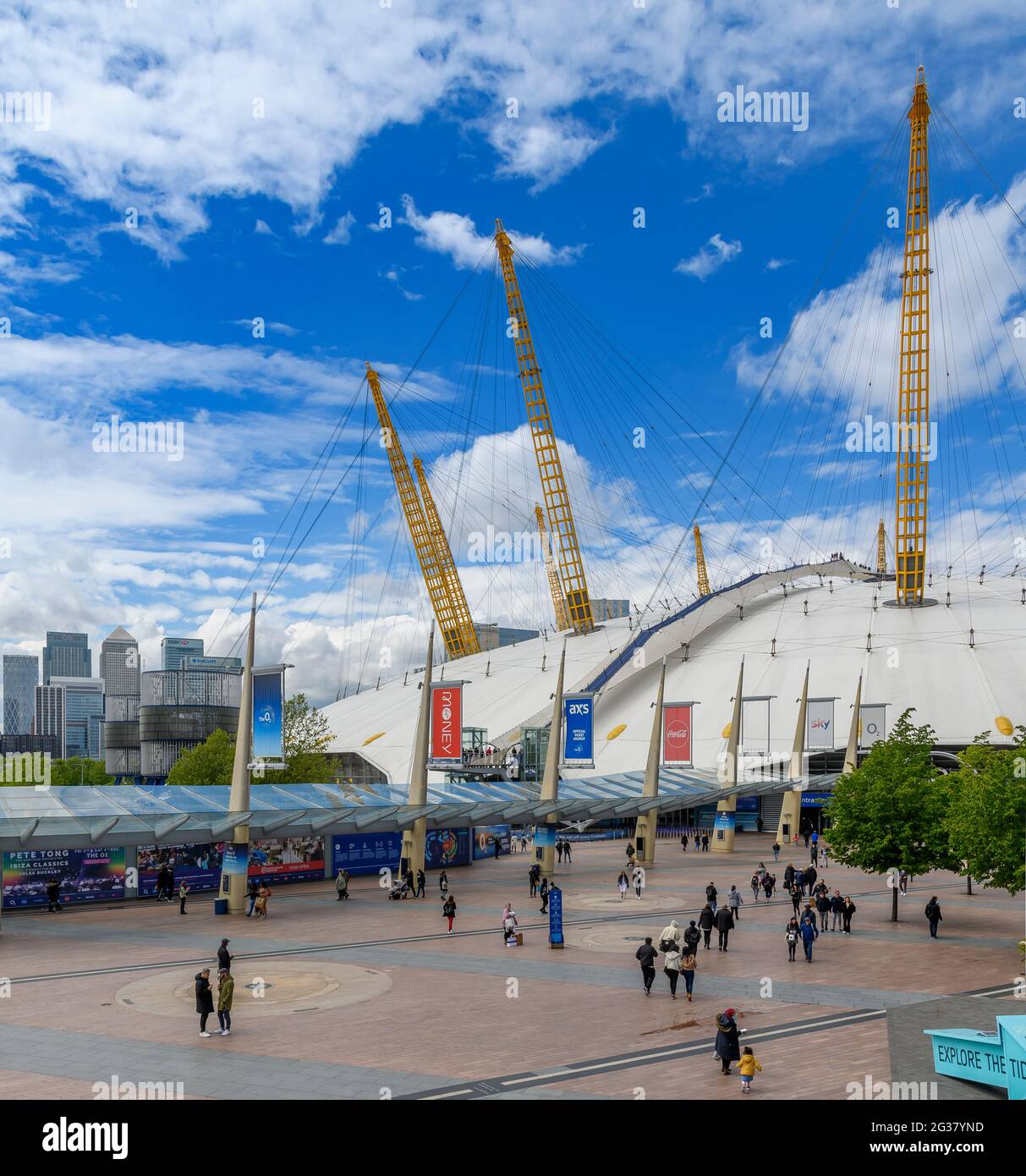Place london arena in londons docklands hi-res stock photography and ...