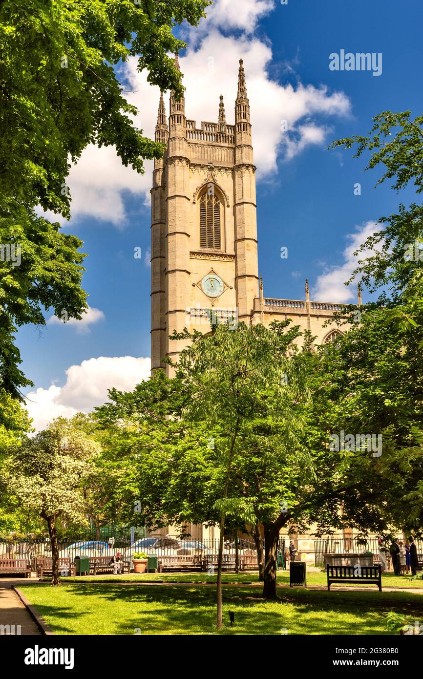 Chelsea london summer hi-res stock photography and images - Alamy