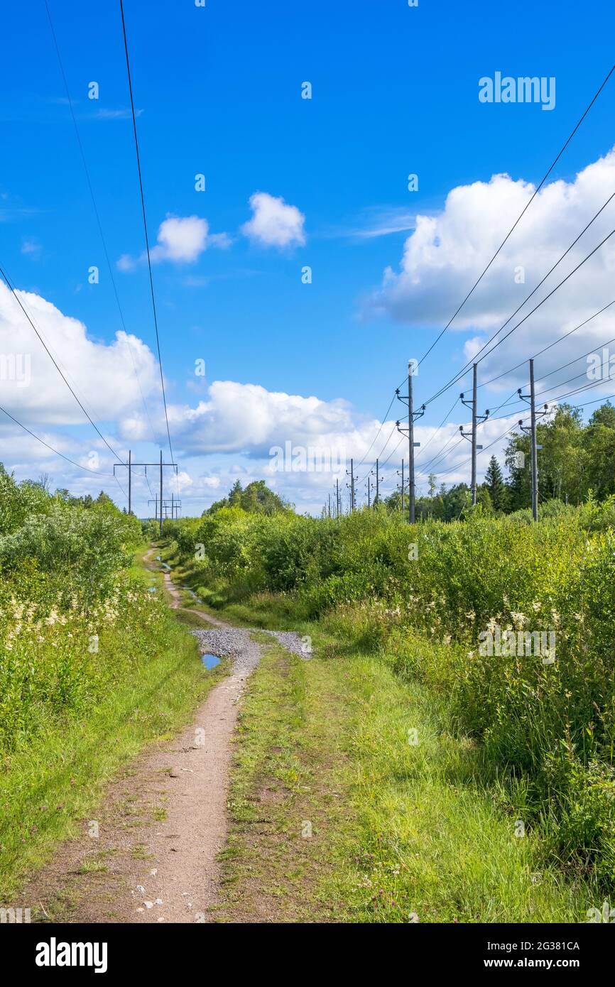 Powerline poles and road hi-res stock photography and images - Alamy
