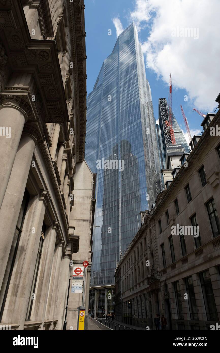 100 bishopsgate hi-res stock photography and images - Alamy