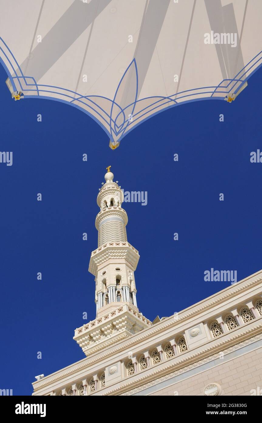 Exterior of Nabawi’s Mosque building and electronic umbrella in Medina ...