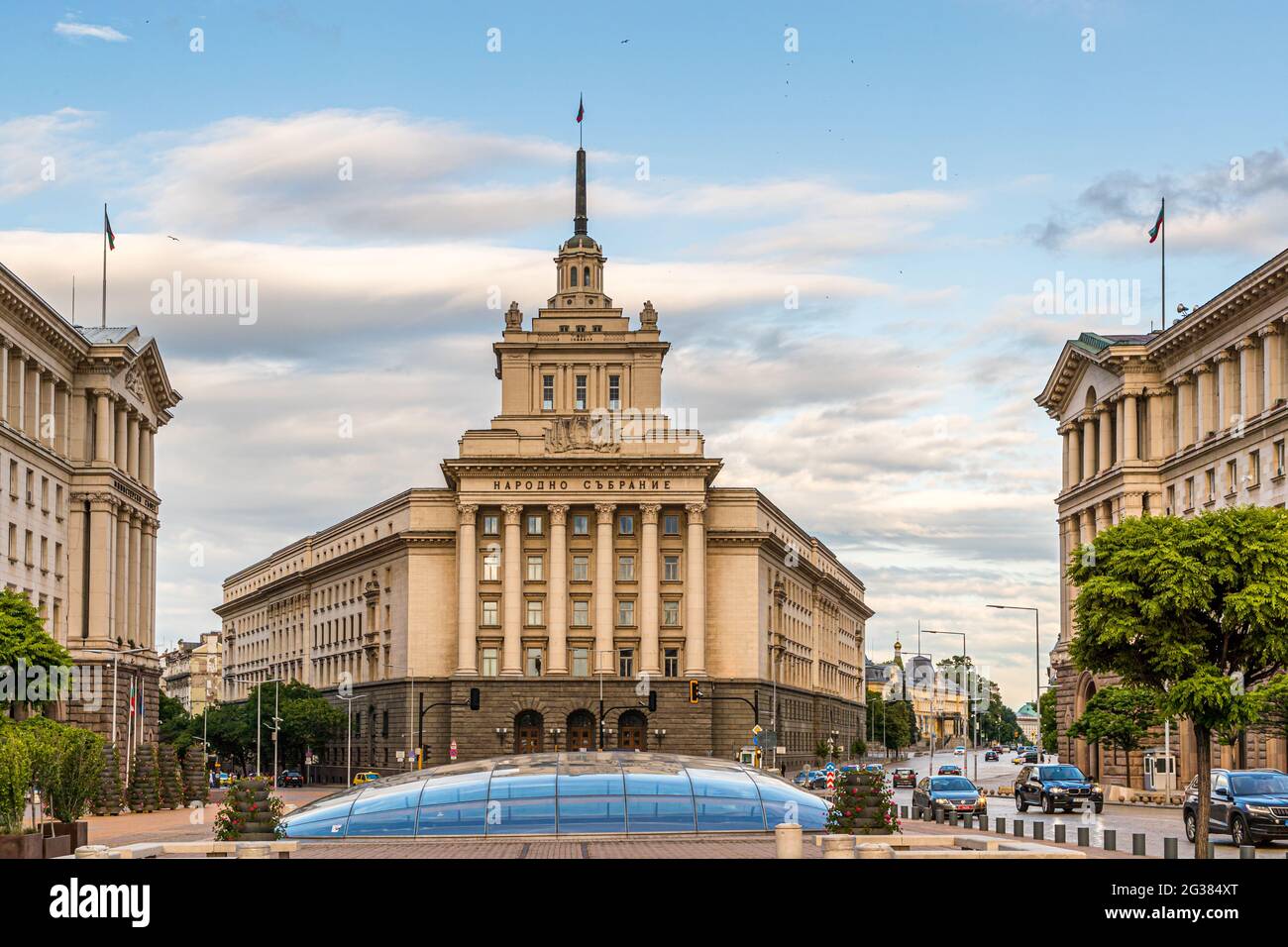The Bulgarian Parliament building in Sofia, Bulgaria Stock Photo - Alamy