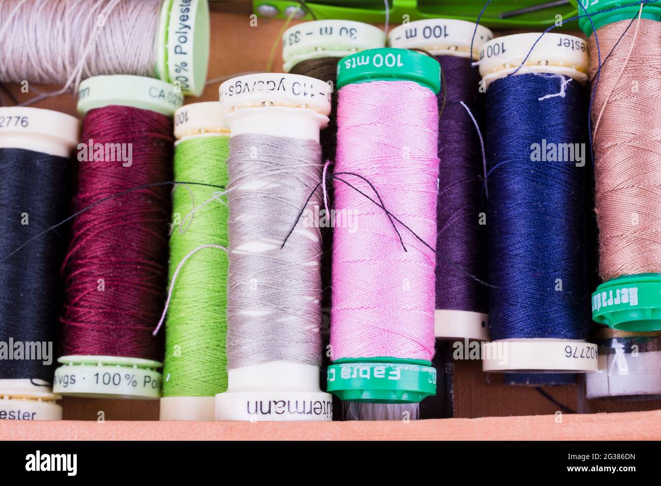 Tailoring create hi-res stock photography and images - Alamy