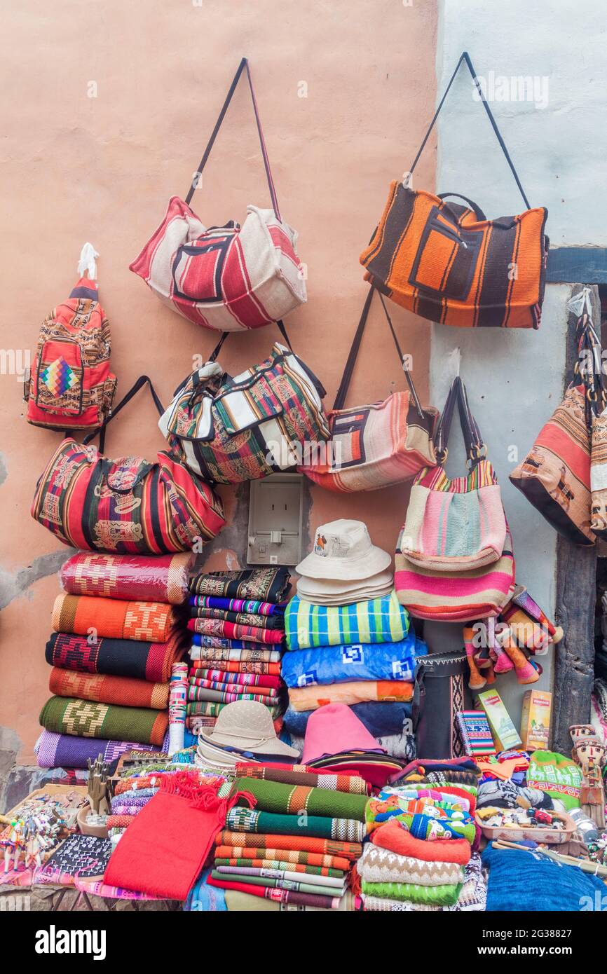 Handicraft handmade hi-res stock photography and images - Alamy