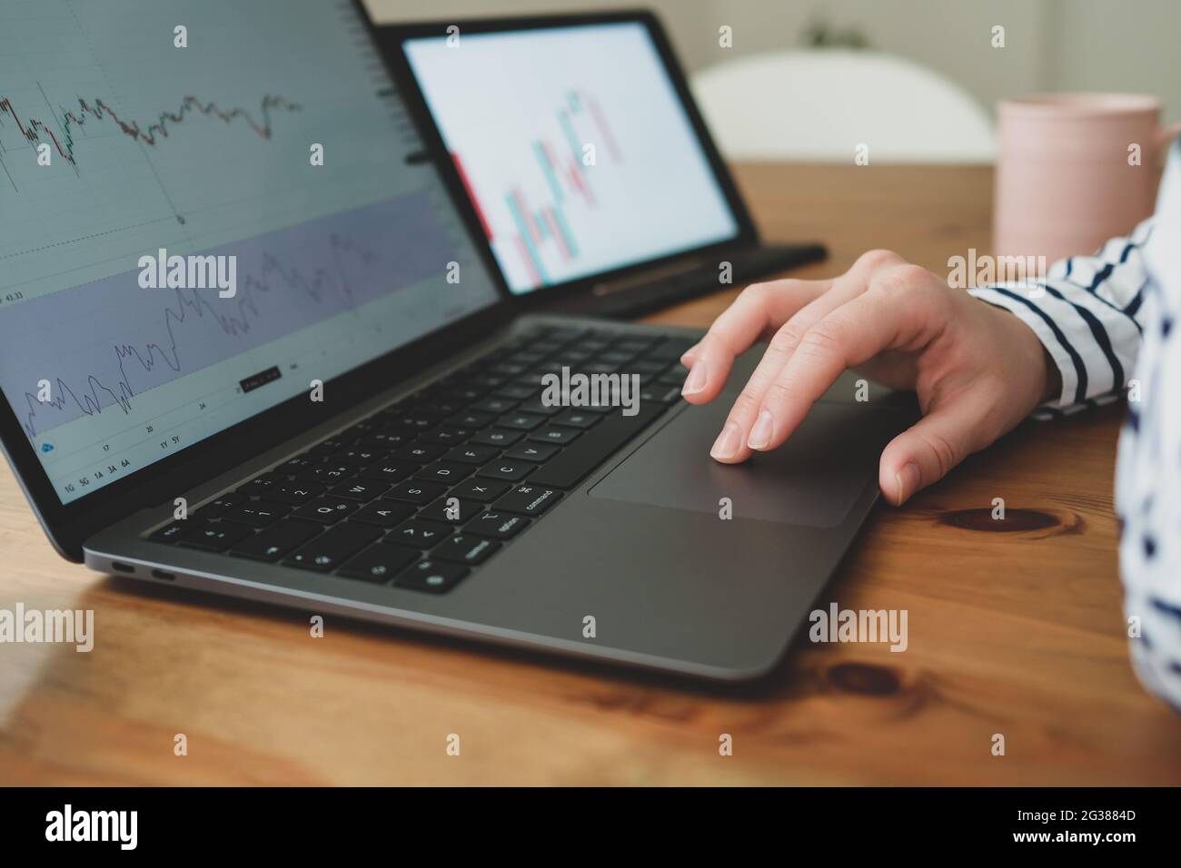 Using trackpad hi-res stock photography and images - Alamy