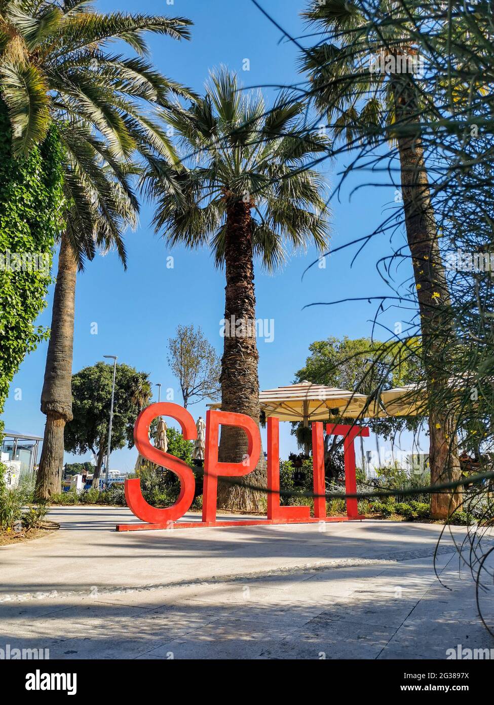 Red sign with name of city of Split in Croatia Stock Photo - Alamy