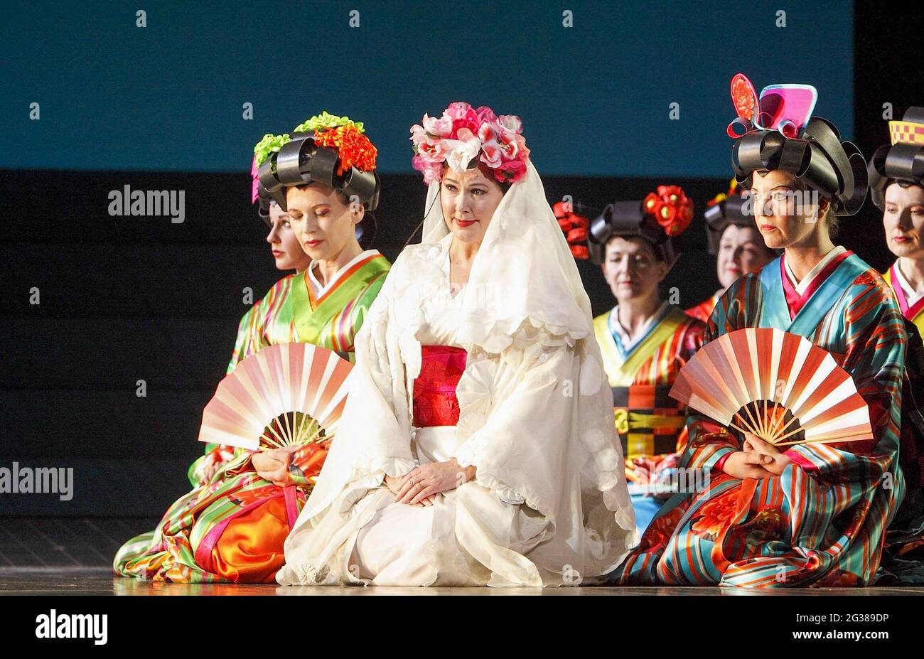 Madam butterfly hi-res stock photography and images - Alamy