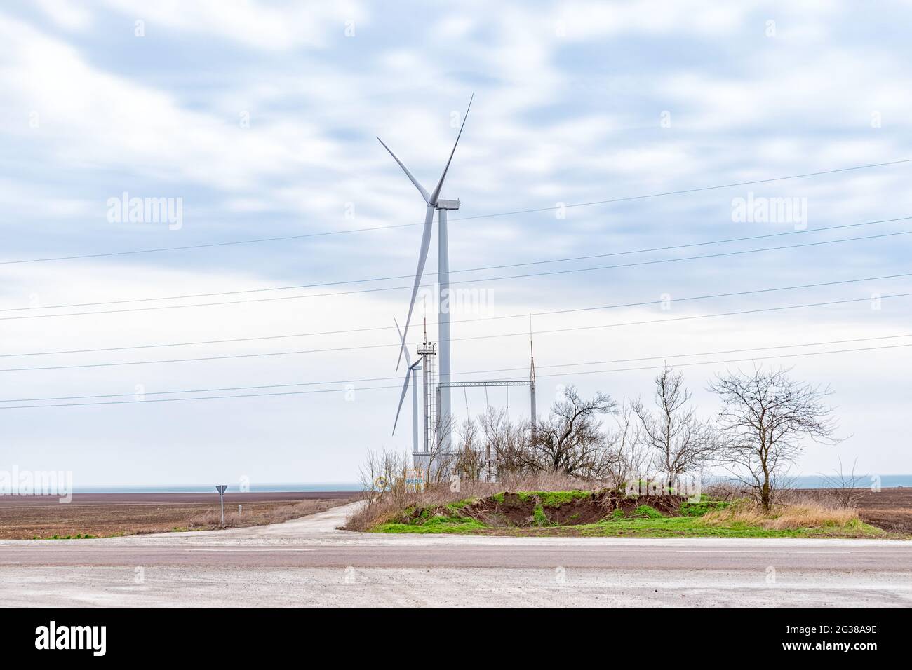 Power generating windmill hi-res stock photography and images - Alamy