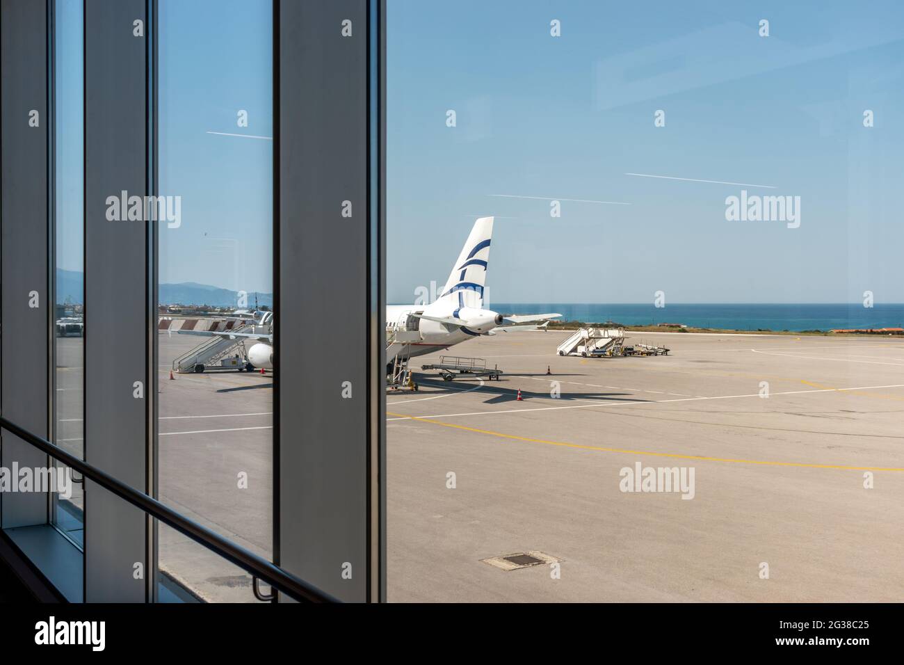 Passenger loading hi-res stock photography and images - Alamy