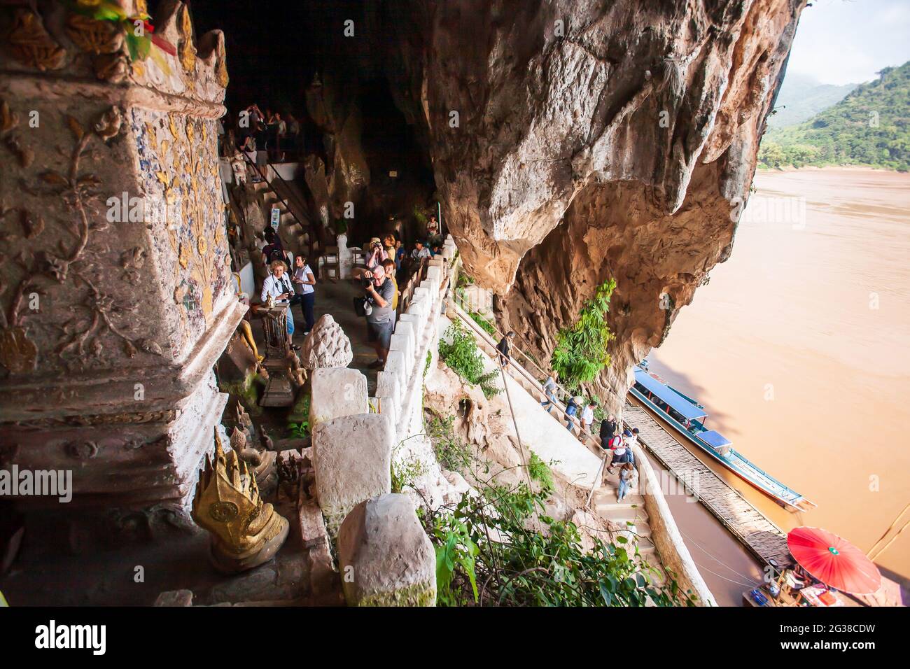 Tham ting cave temple hi-res stock photography and images - Alamy