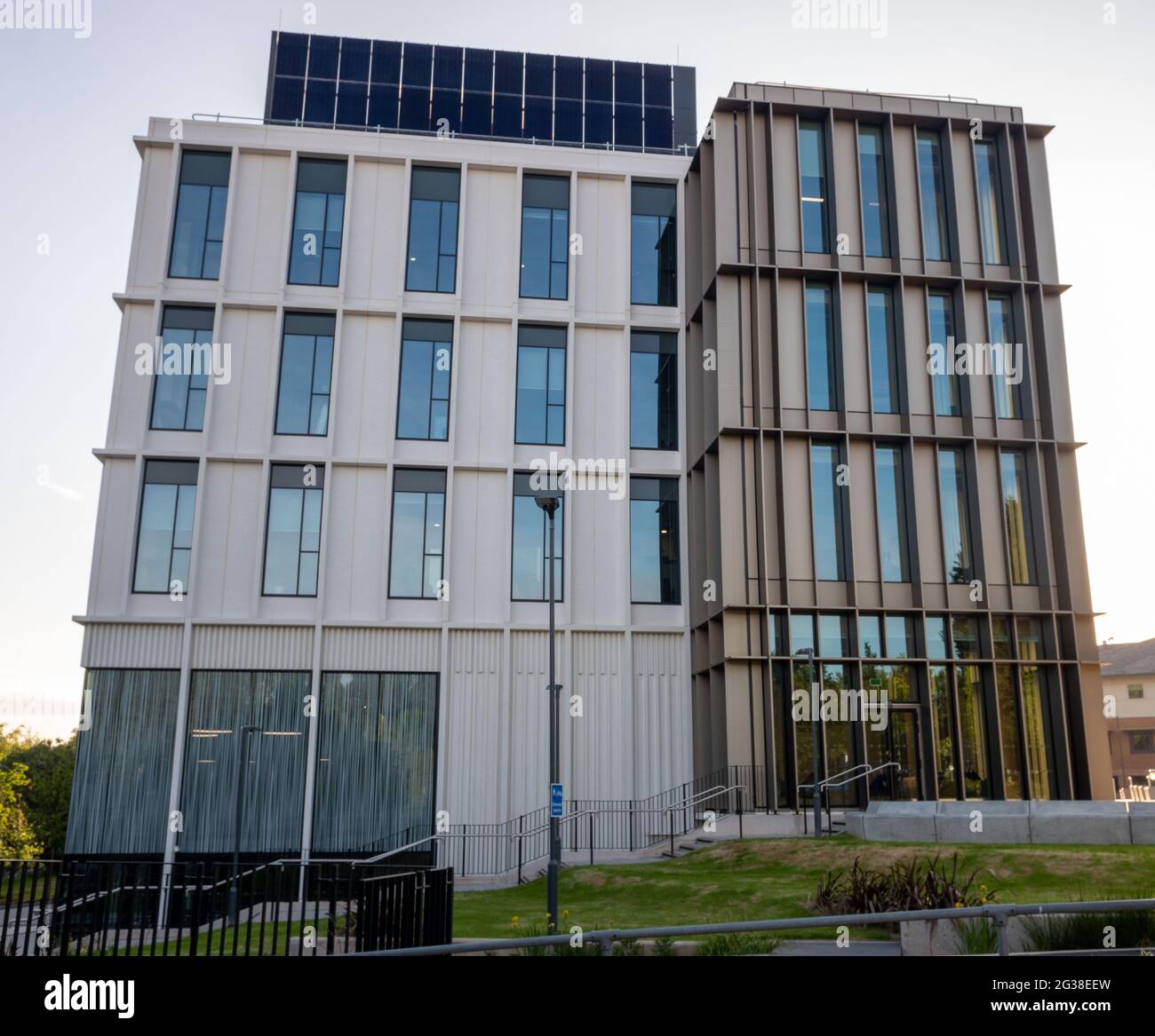Interdisciplinary Biomedical Research Building (IBRB) at Gibbet Hill, University of Warwick ...