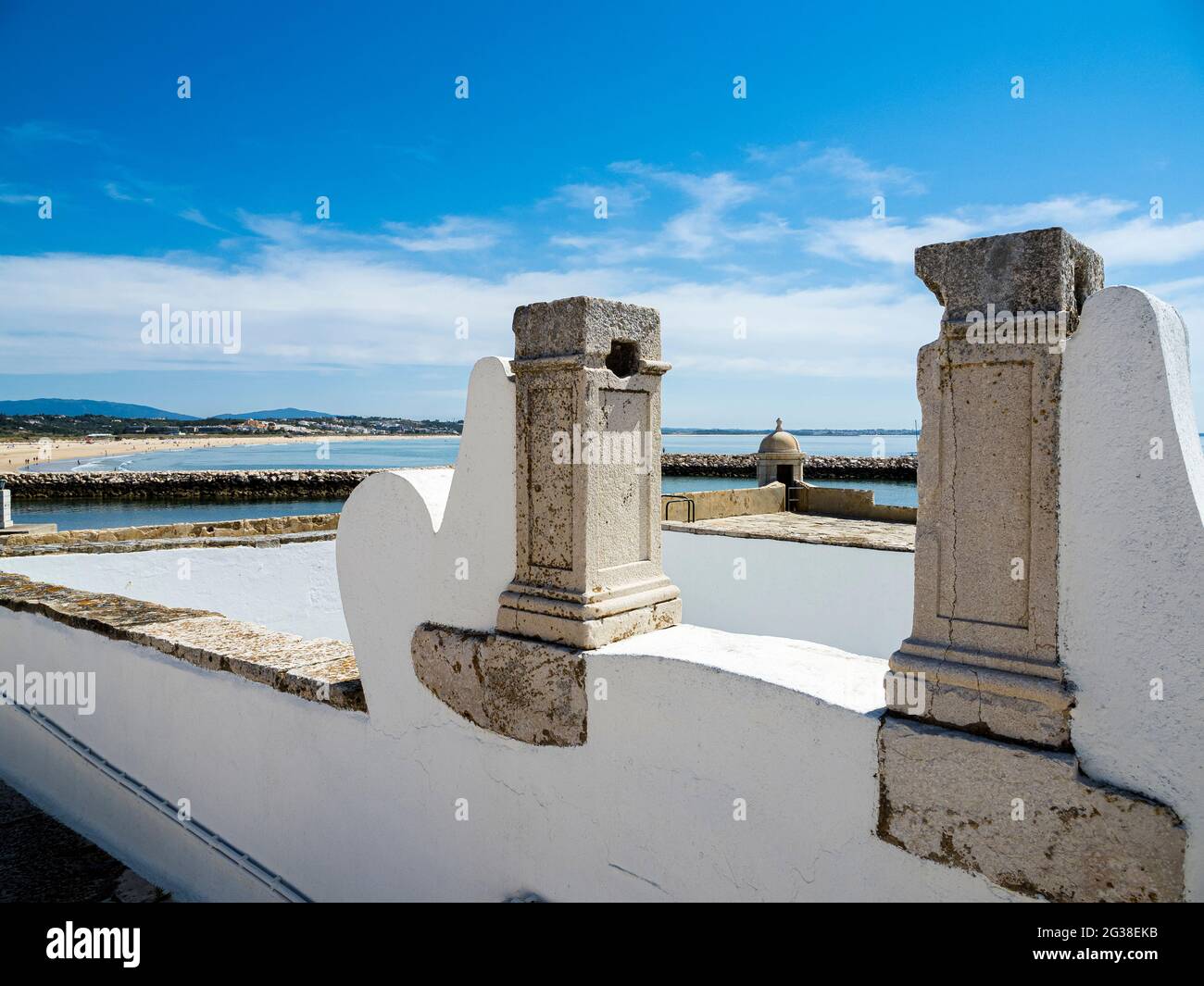 The old fort on the seafront in Lagos, Portugal Stock Photo - Alamy