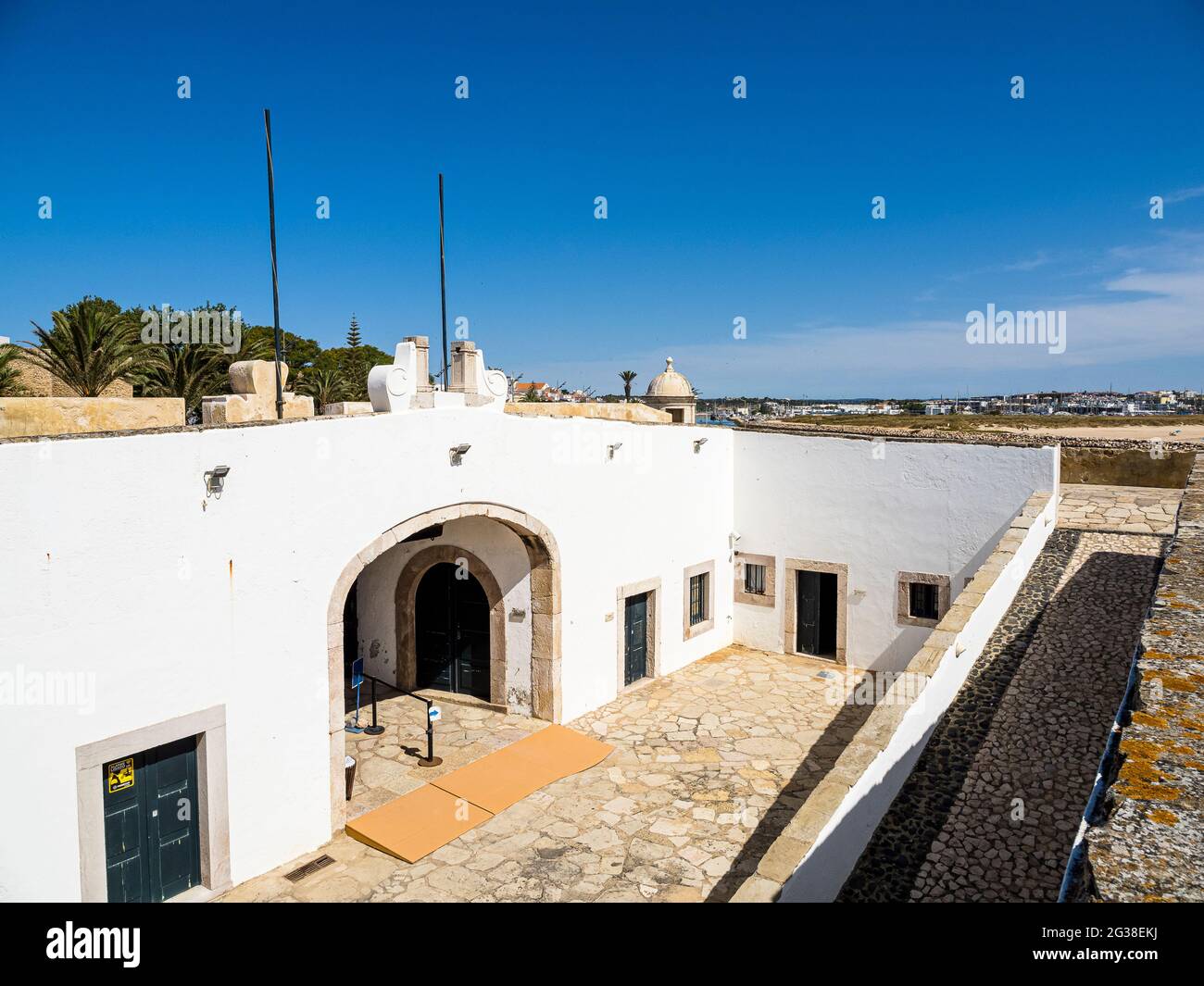 The old fort on the seafront in Lagos, Portugal Stock Photo - Alamy