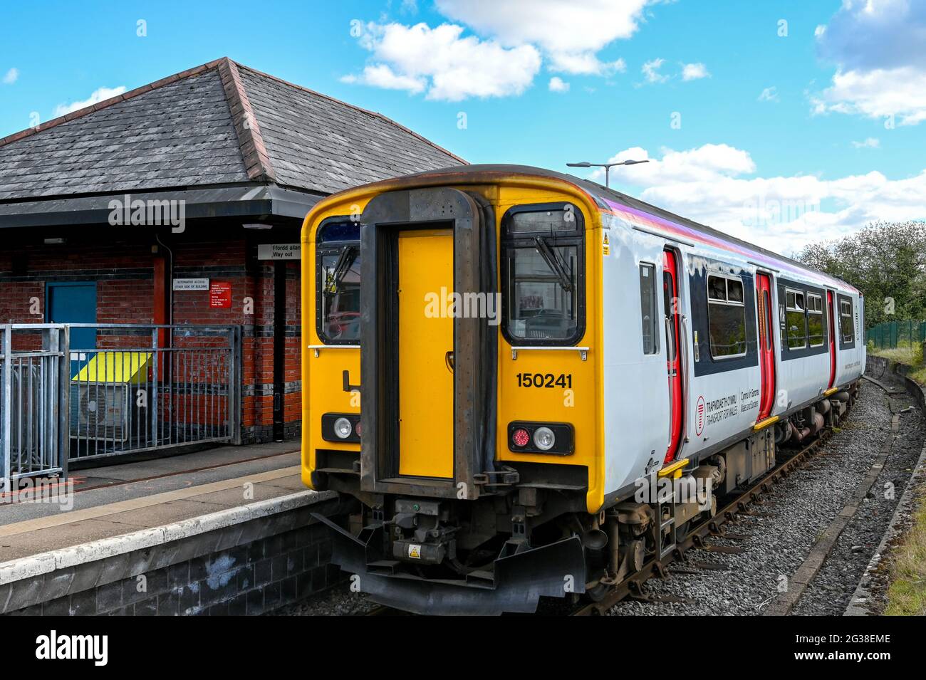 Merthyr railway hi-res stock photography and images - Alamy