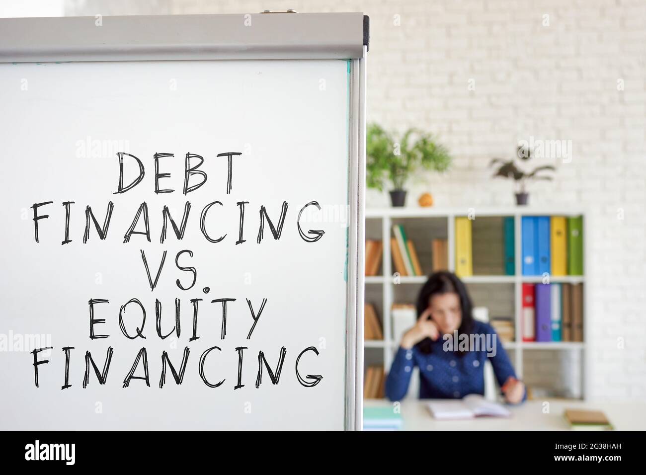 Financing hi-res stock photography and images - Alamy