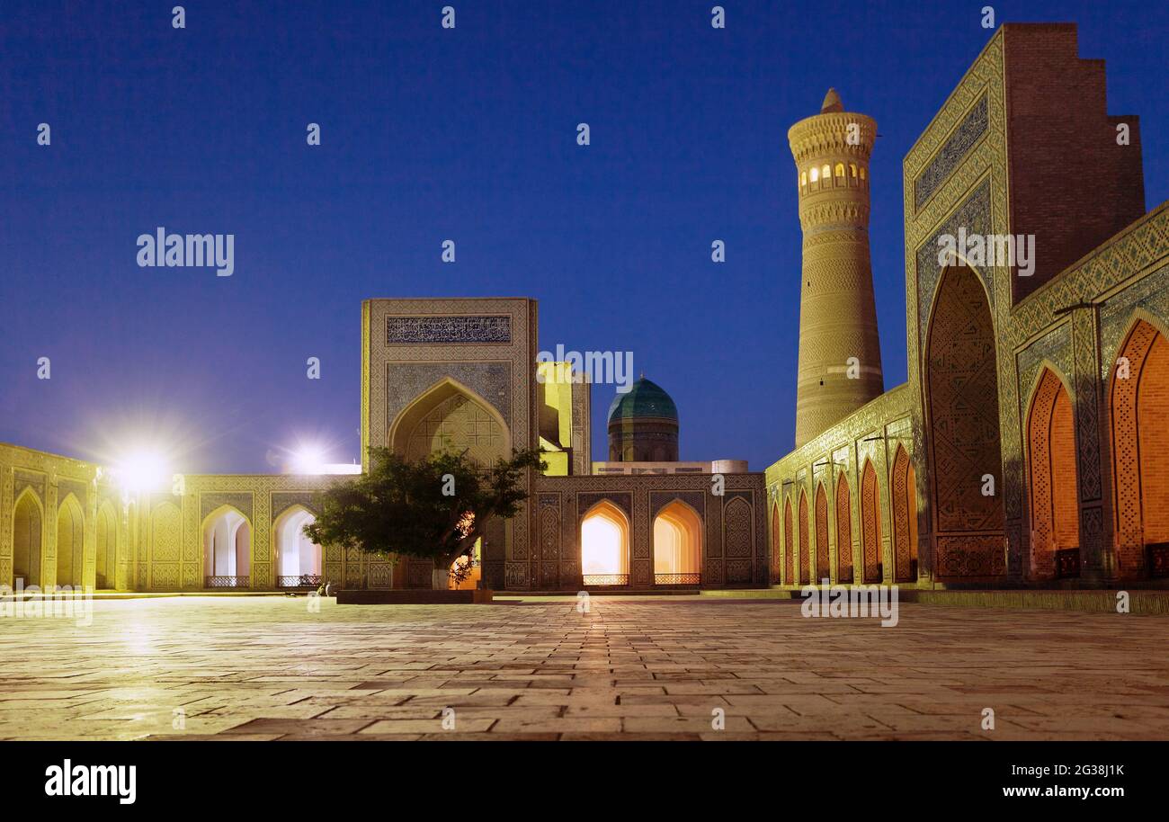 Night view of Kalon mosque and minaret - Bukhara - Uzbekistan Stock ...