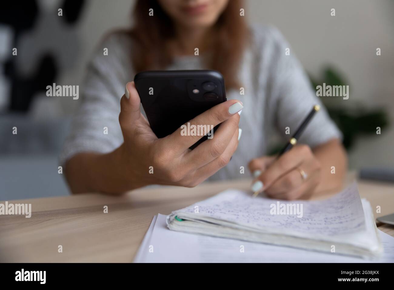 To do list mobile notes hi-res stock photography and images - Alamy