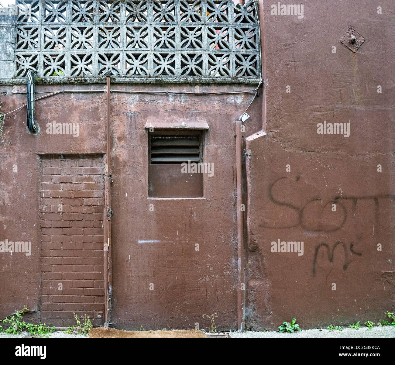 Bricked blocked hi-res stock photography and images - Alamy