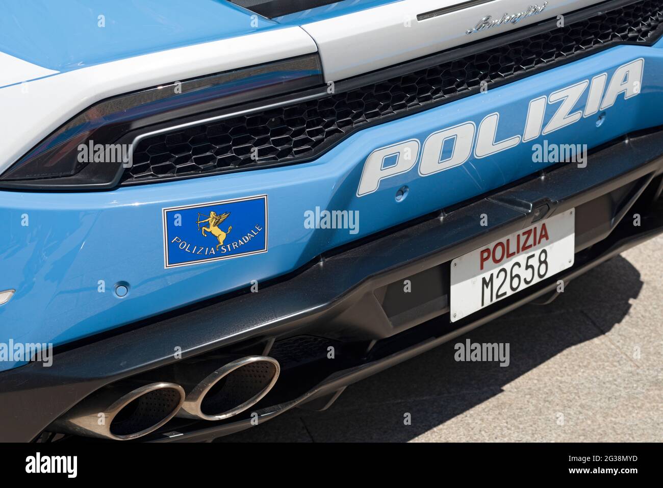 Lamborghini Huracan used by the Italian Police Force Stock Photo - Alamy