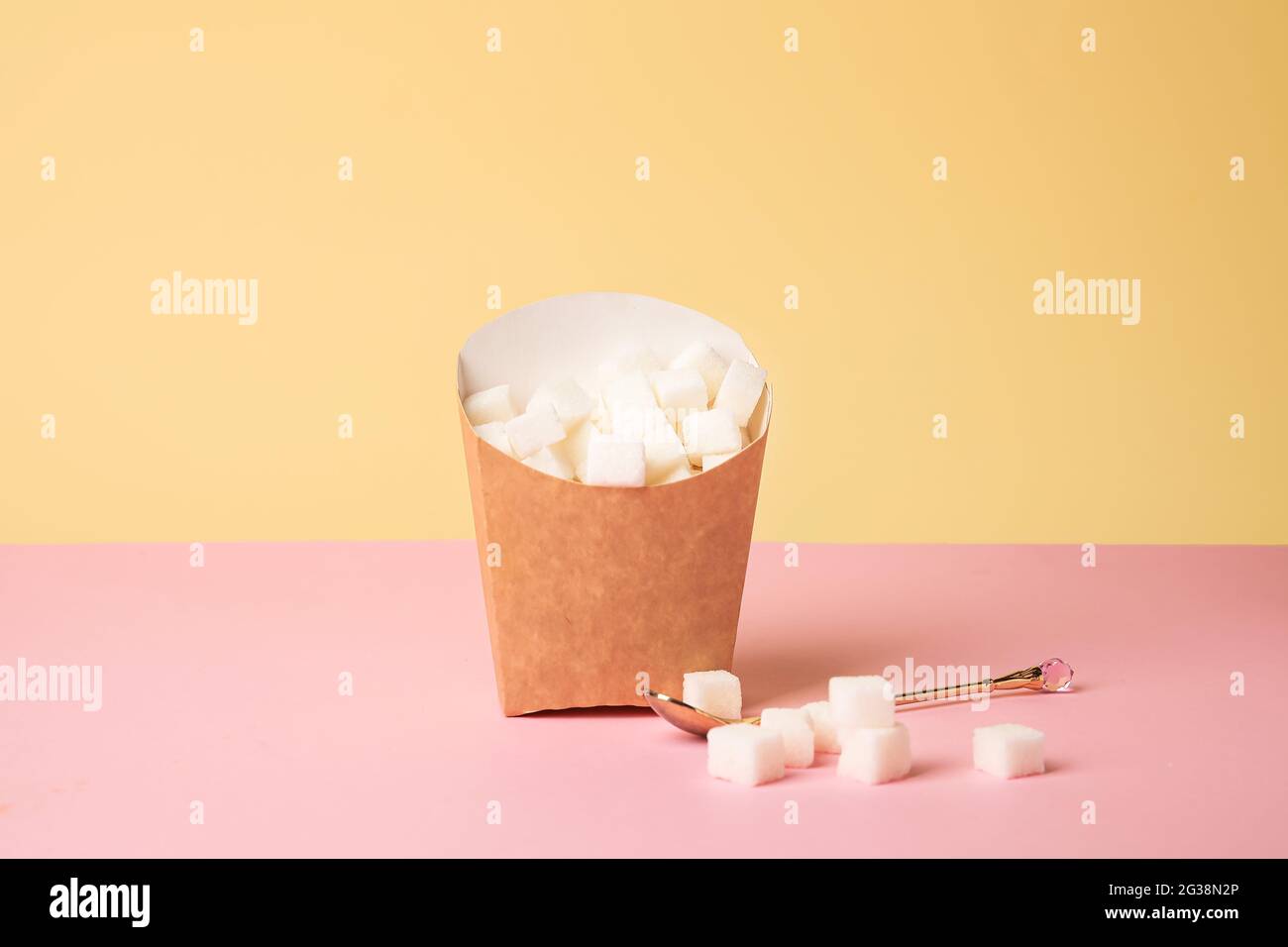 Paper box with sugar on color background. Concept of addiction Stock ...