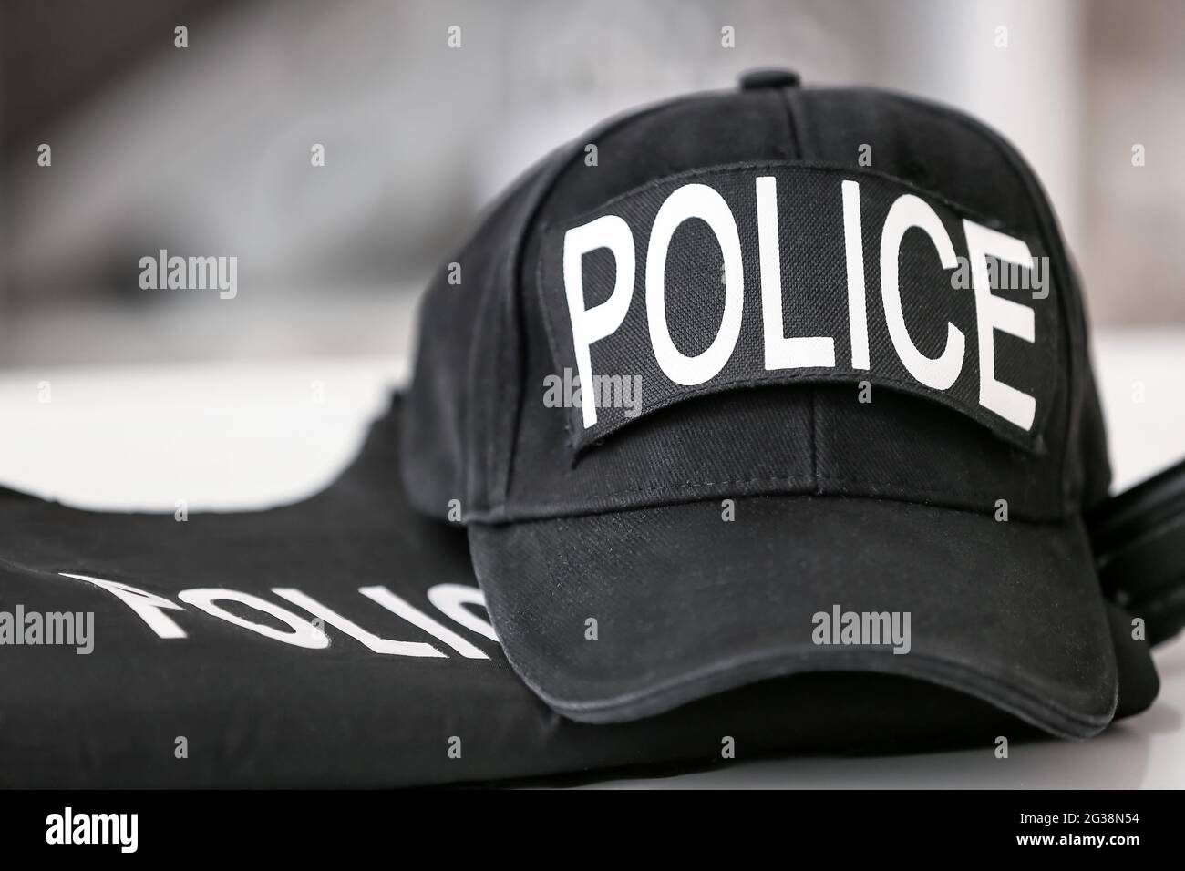 Police officer control room hi-res stock photography and images - Alamy