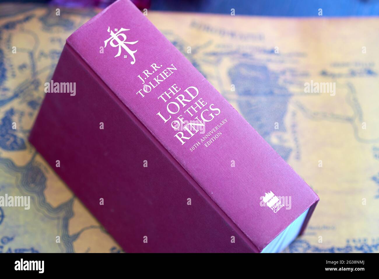 Middle earth map tolkien hi-res stock photography and images - Alamy